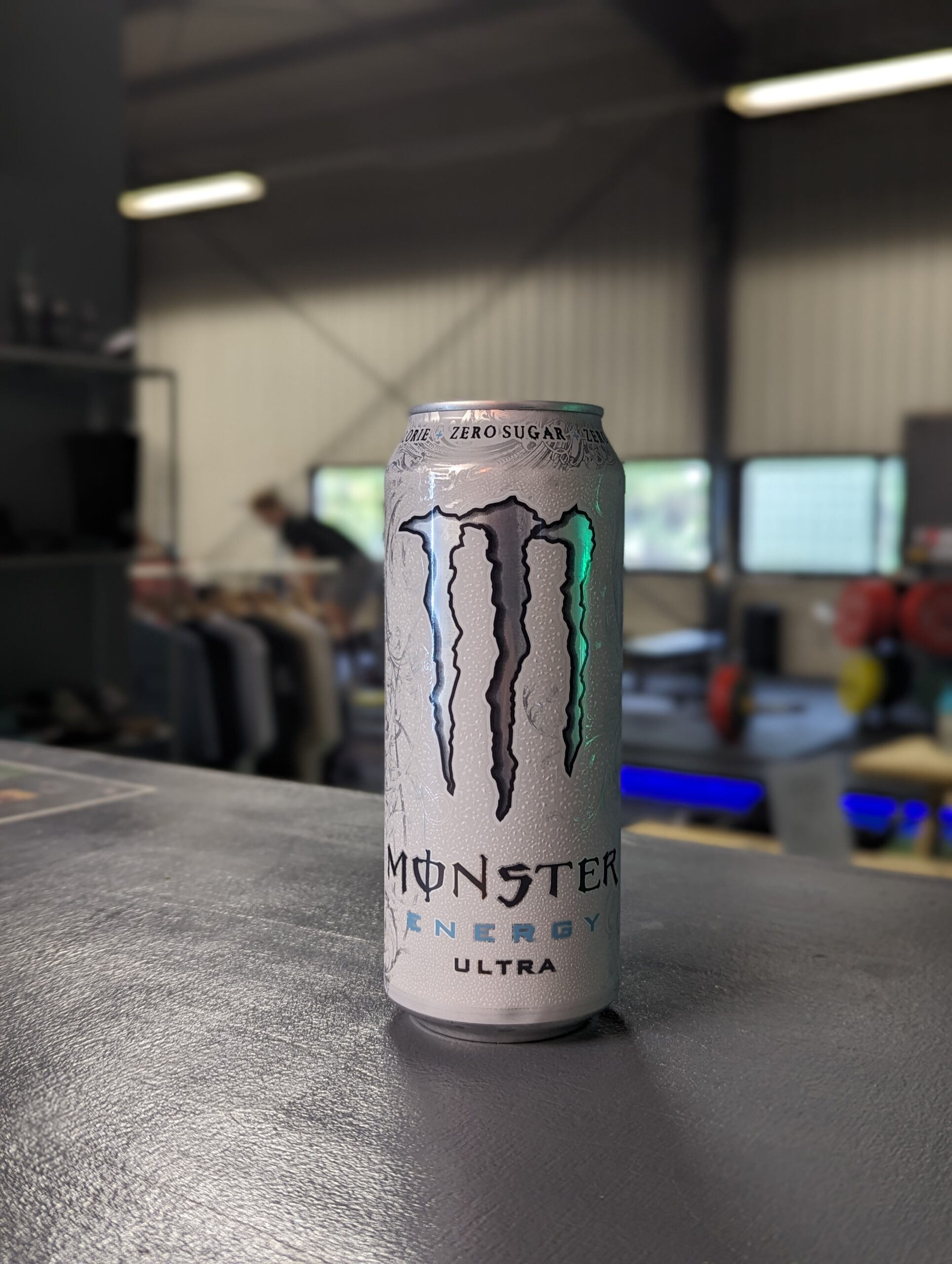 Ice cold Monster Energy drinks - Supreme Strength Den Haag